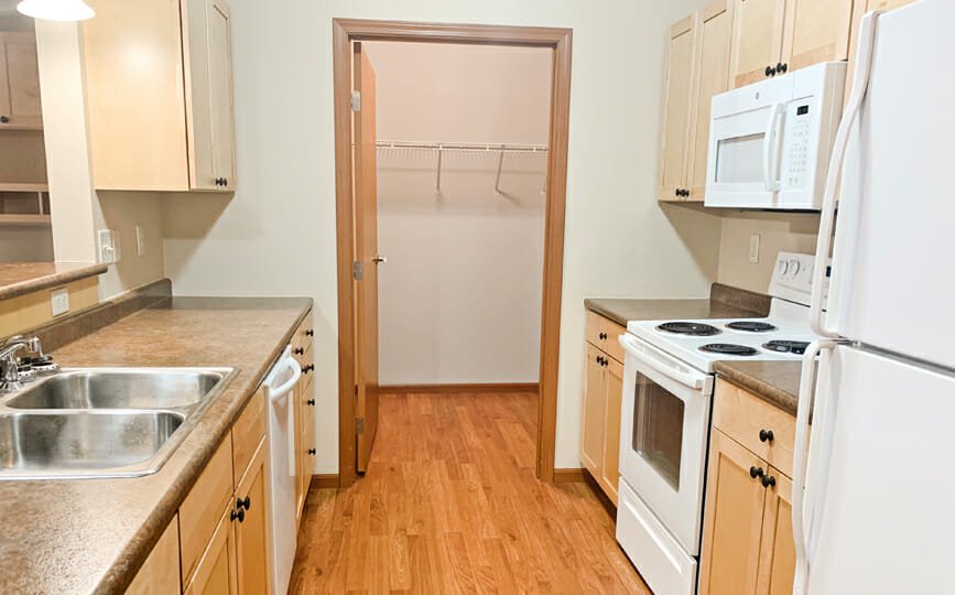 The Courtyard Two-Bedroom Apartment - HighPointe Apartment Homes