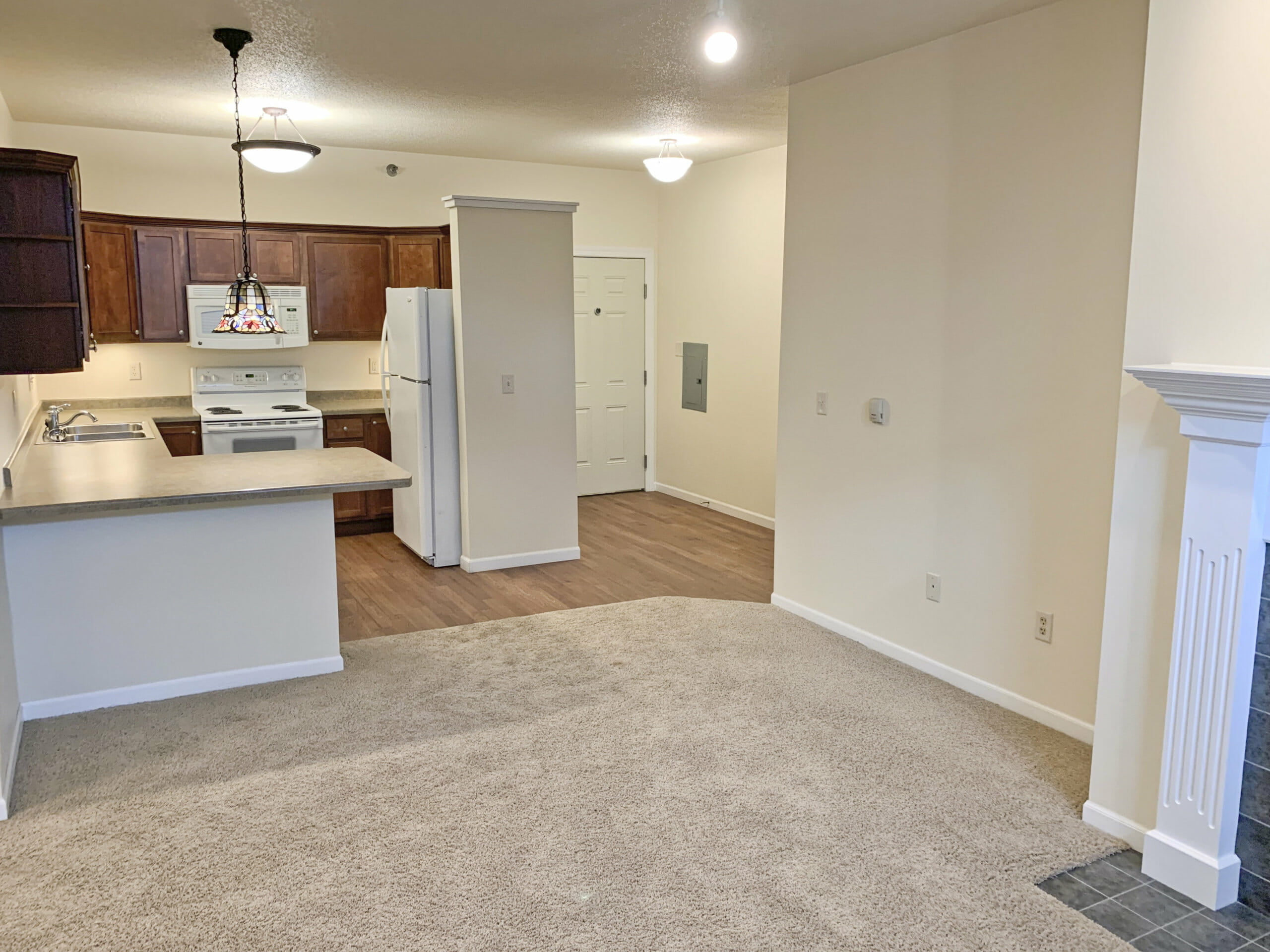The Crossing Two-Bedroom Apartment - HighPointe Apartment Homes